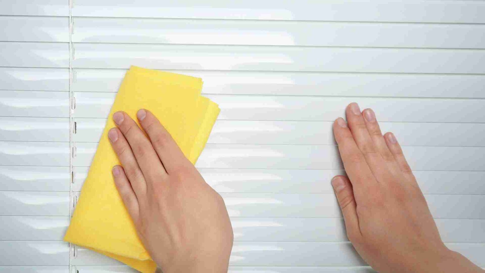 How Do You Remove Cigarette Smell From a House?