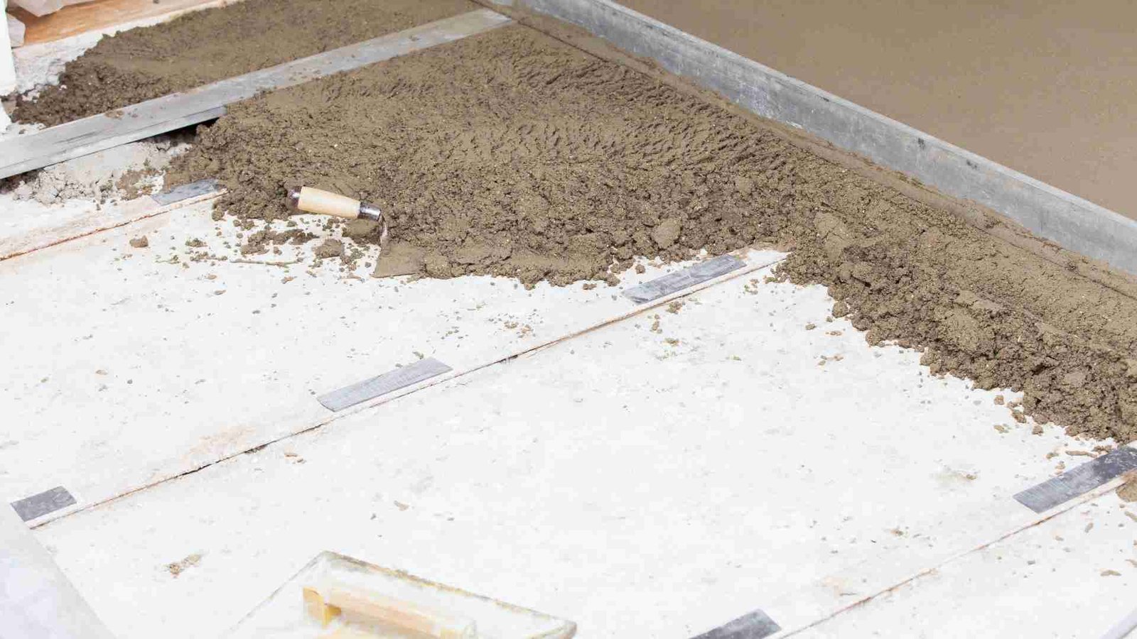 How Long Does Floor Screed Take To Dry?