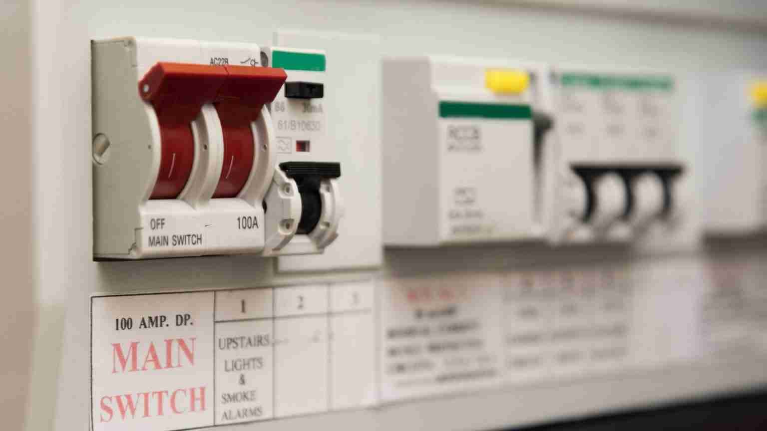 Old Fuse Box - Why Consider a Replacement