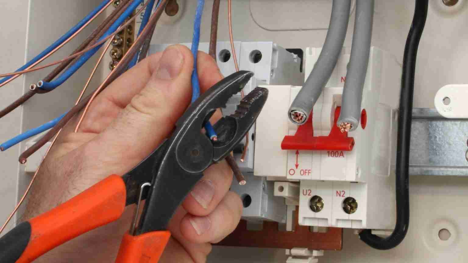 Old Fuse Box - Why Consider a Replacement