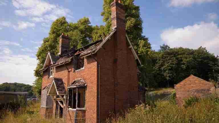 How to Find Abandoned Property: Reveal Hidden Gems