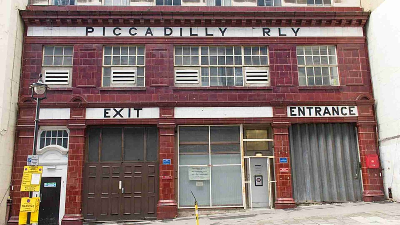 Abandoned Tube Stations: Exploring London’s Treasures
